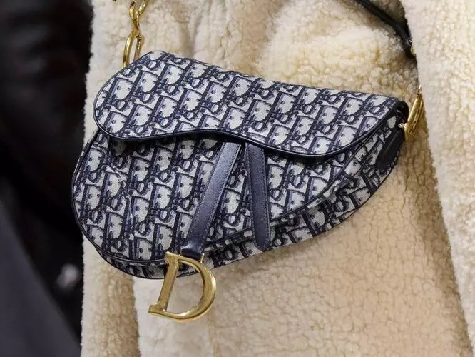 Sac-selle: alternatives pour ceux qui ont acheté Dior