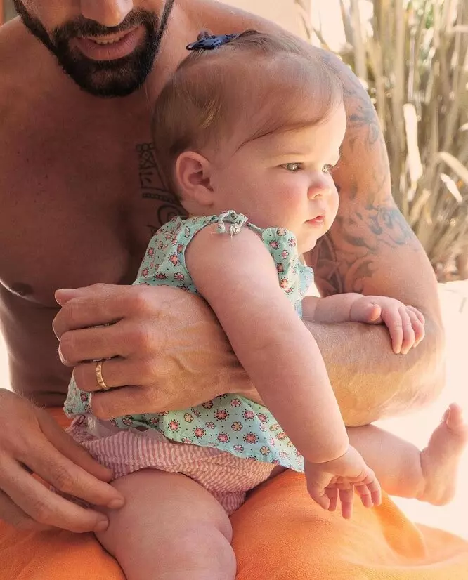Ricky Martin became Father for the fourth time: the first photo of the newborn 1096_3