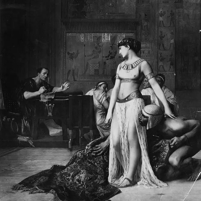 Secrets Cleopatra：关于法老妇女的有趣事实，成为他的兄弟 12795_2