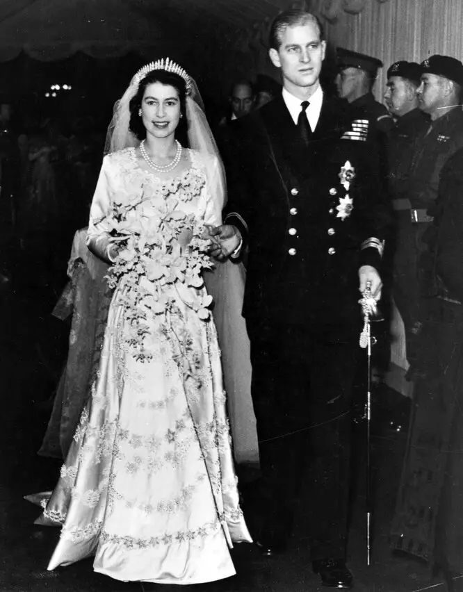 主な数学者：73年間続いたエリザベスIIとPrince Philipの結婚は何でしたか 21277_3