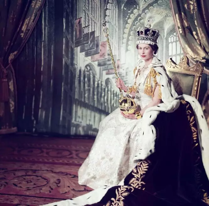 დედოფალი ელიზაბეტ II - 95 წლის! გახსოვდეთ, როგორ უყურებდნენ მსოფლიოს უძველესი მთავრობა ახალგაზრდობაში 22768_8