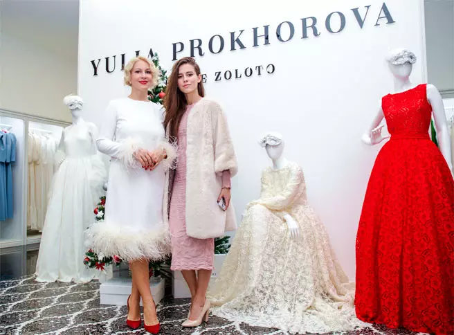 Celeb lezer ter gelegenheid van de presentatie van de Yulia Prokhorova-collectie 25559_6