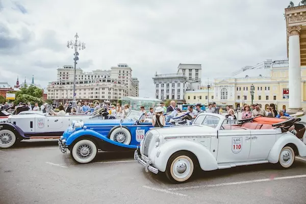 Mga bituin sa L.u.c Chopard Classic Weekend Rally. 28481_2