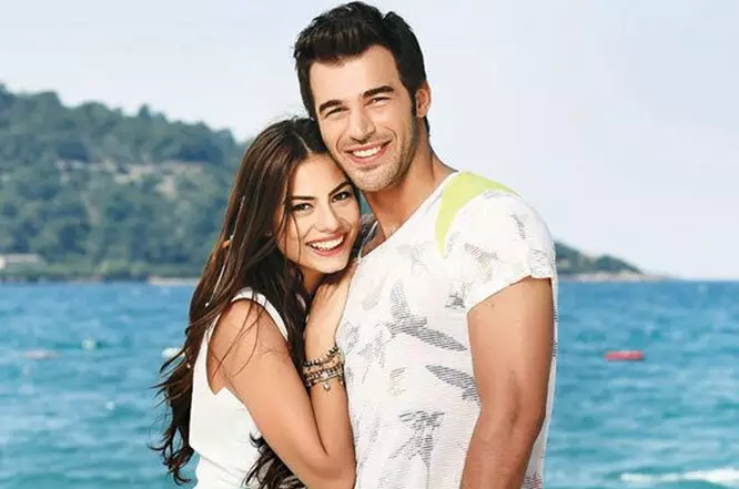 10 cele mai romantice serii TV Turce, care ar trebui vizualizate în vacanță 2910_3