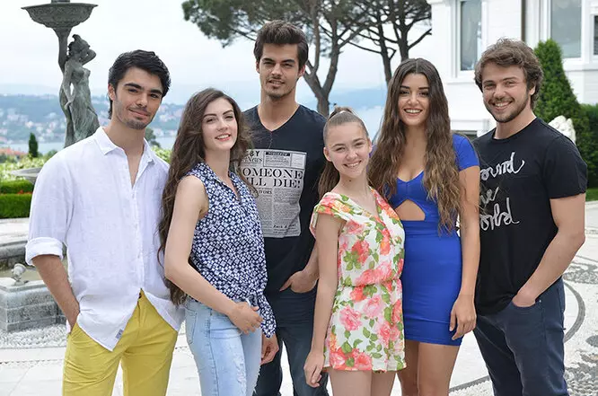 10 cele mai romantice serii TV Turce, care ar trebui vizualizate în vacanță 2910_8