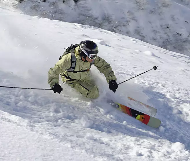 Skis maħsub: Vjaġġ lejn Andermatt 29758_2