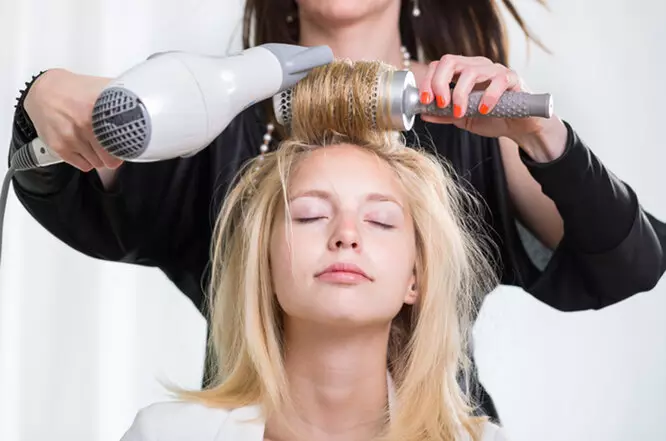 Ineffective care, non-mode haircuts: 5 reasons to change the hairdresser 3451_2