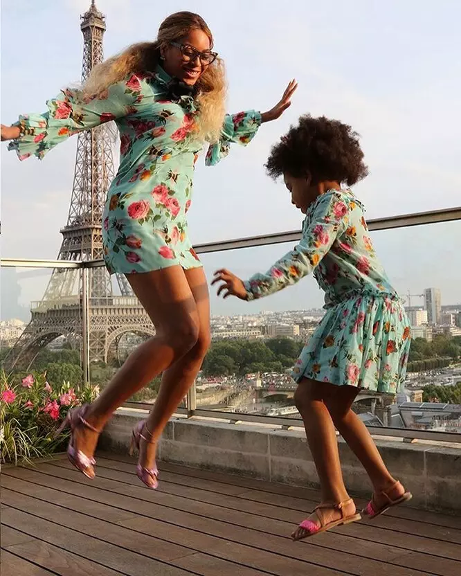 6 outfits ឈ្មោះថា Blue Ivy Carter 5 ឆ្នាំរូបនេះដែលនឹងច្រណែនតារាបង្ហាញម៉ូតណាមួយឡើយ 36198_2