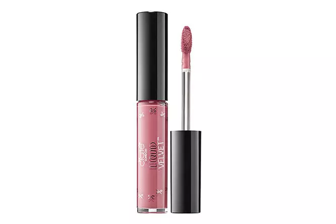 Shah na Mat Gloss: 12 lipsticks nziza ya matte mugihe cyizuba 38868_11