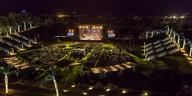 Il y aura un spectacle: la meilleure station balnéaire de la Sardaigne, où il veut revenir 39327_5