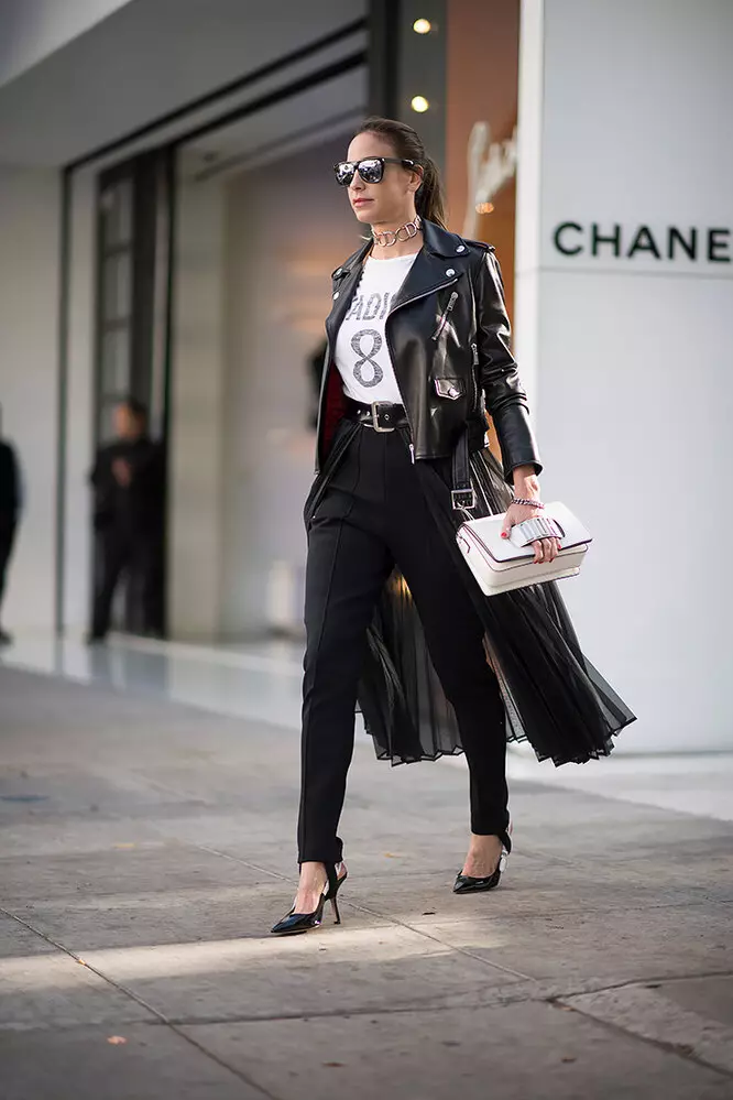 Second leather: 5 fresh ideas, how to wear a leather jacket this summer 40036_5