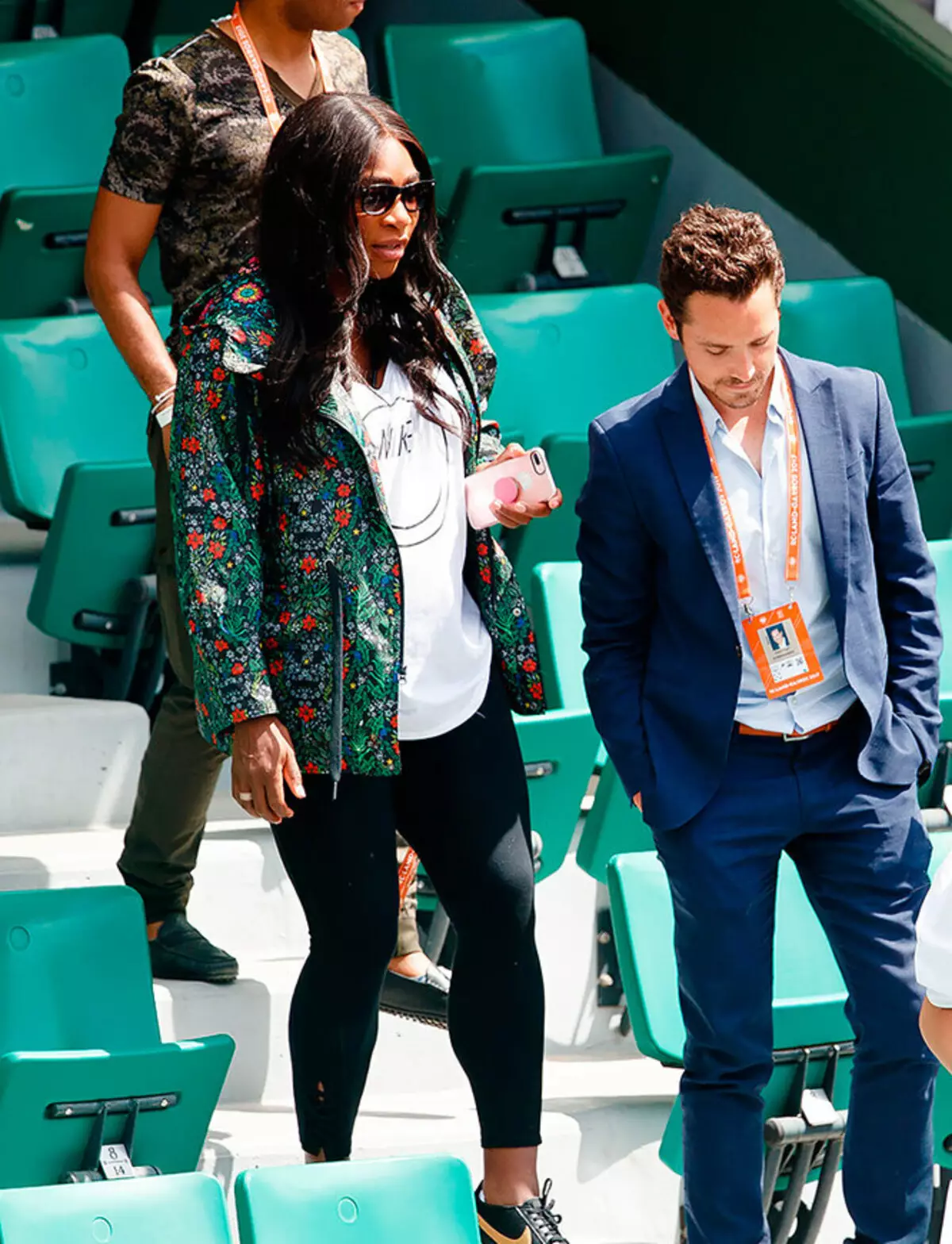 Llu ysgafn: Sut i newid arddull Serena Williams beichiog 40573_2