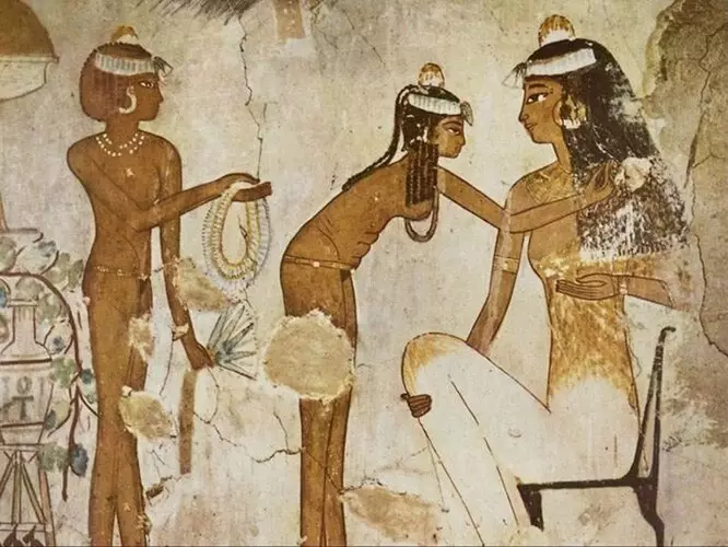Liso: Evolución da epilación de Nefertiti a este día 41769_2