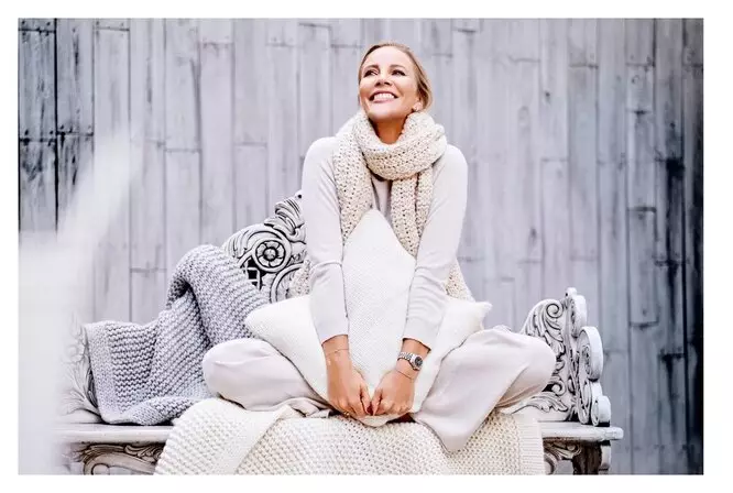 Knitwear parfait pour l'hiver: Elena Bat a essayé 8 images à Lucbuch Stefanel 42447_1