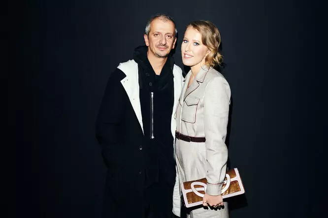 Ksenia Sobchak ndi Konstantin Bogomolov, Nadezhda Ooleleva ndi Giginishvieli range patsiku lobadwa la "Club 418"