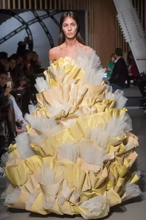 الروسية Comme des Garçons: 30 صورة لا تنسى مع آسف، أنا لست كذلك 42767_6