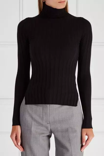 Qara Turtleneck: pis və ya yaxşı? 43739_11