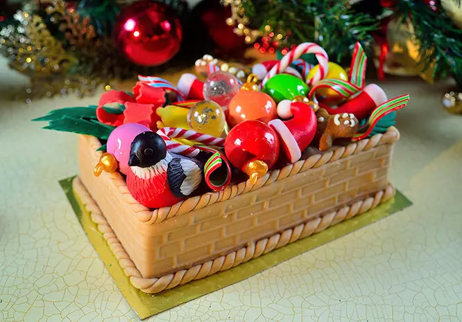 Taste of the holiday: 5 perfect gifts for gourmets and sweets 44770_2