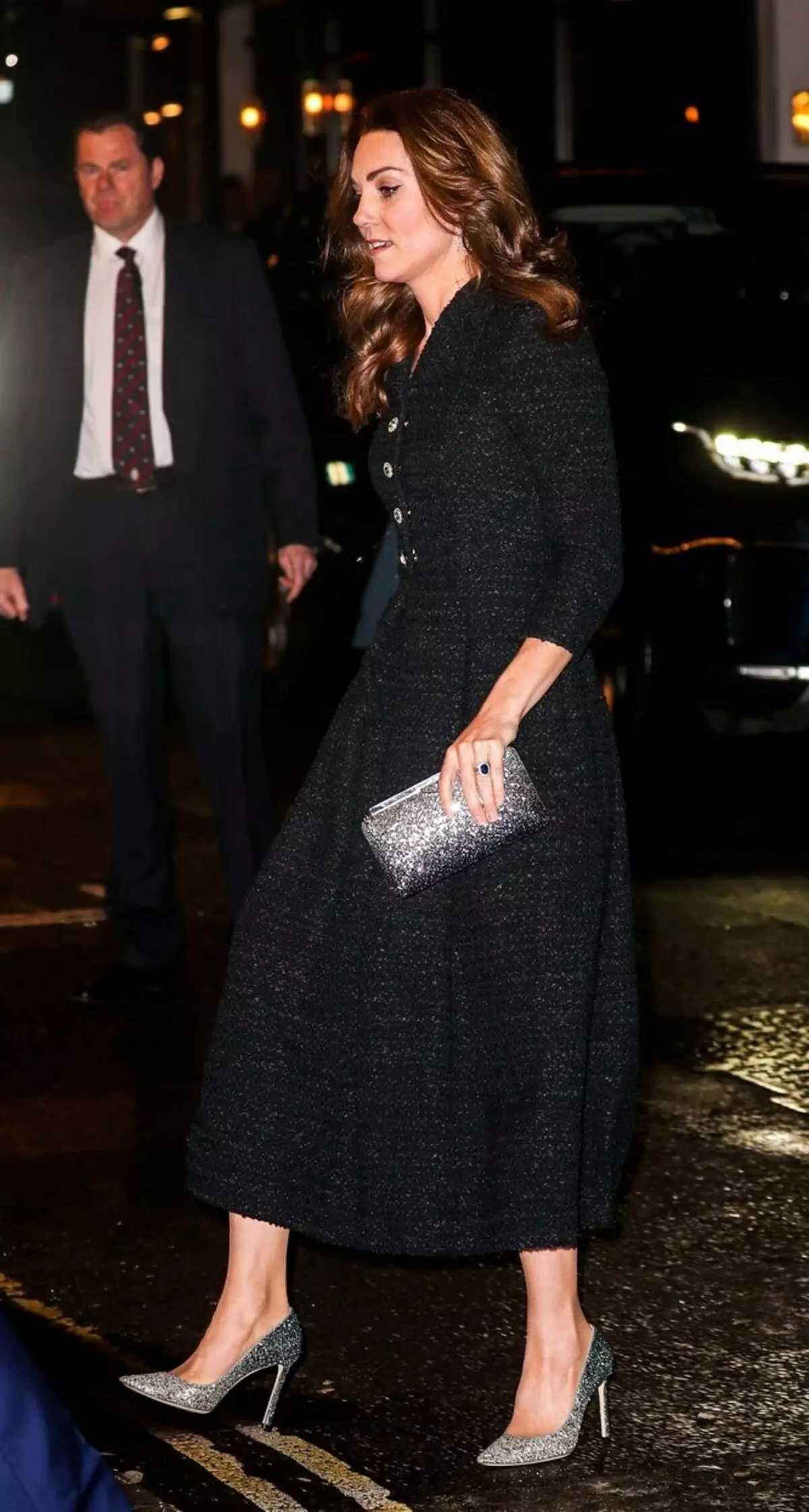 Kate Middleton objavljen je u tweed haljini i obućima iz reciklirane plastike, koji je stavljen na nagradu BAFTA 4493_2