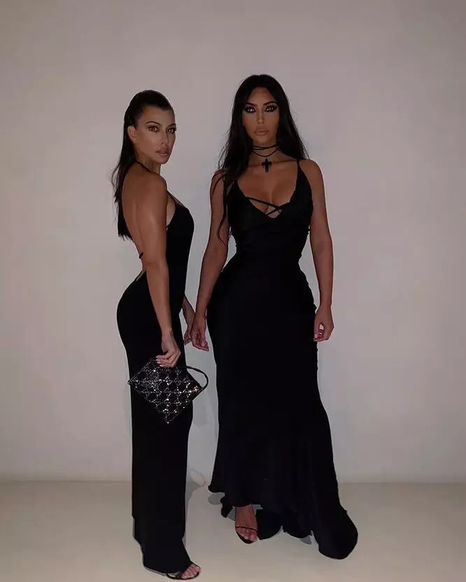 Kim Kardashian nyusun gelut sareng adina riveney dina acara TV Air 4502_3