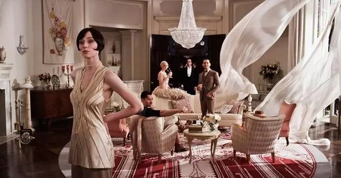 Πώς να ντυθείτε στο στυλ του Gatsby: 4 εικόνες για τα πάρτι Μαρτίου 4540_4