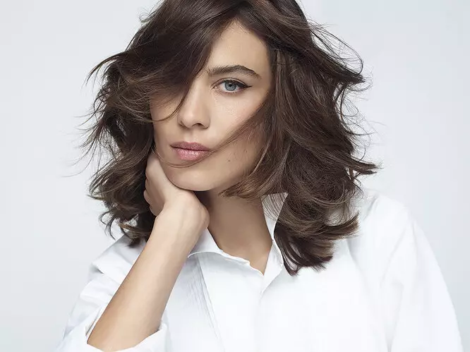 Emily Ratakovski became the face of Kérastase, and Alex Chang - L'Oréal Professionnel 45921_2