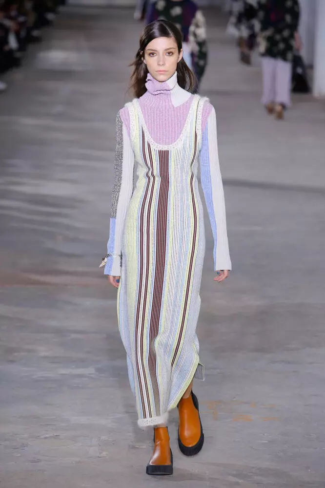 Cutting dresses and crumpled costumes: 16 trend images 3.1 Phillip Lim 46087_4