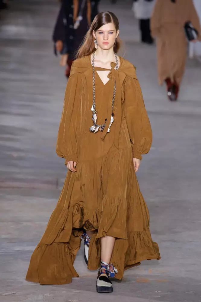 Cutting dresses and crumpled costumes: 16 trend images 3.1 Phillip Lim 46087_8