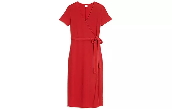 Business for Alom: 5 seductive red dresses, like Monica Belucci 46111_5