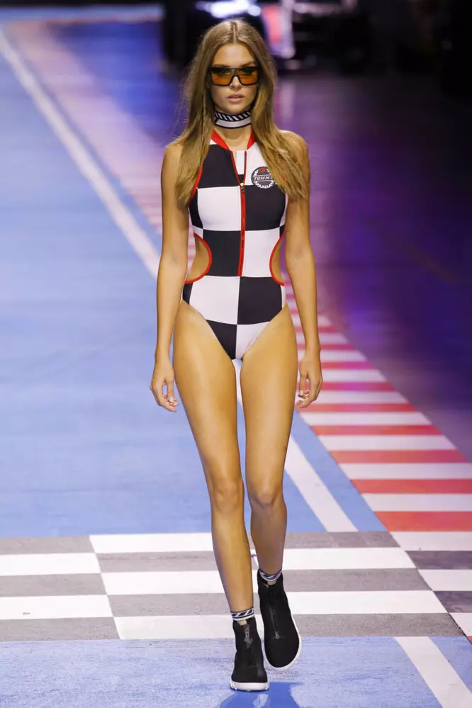 Апошняя калекцыя Tommy Hilfiger x Gigi Hadid: 15 «гоначных» лукаў на вясну 46370_13