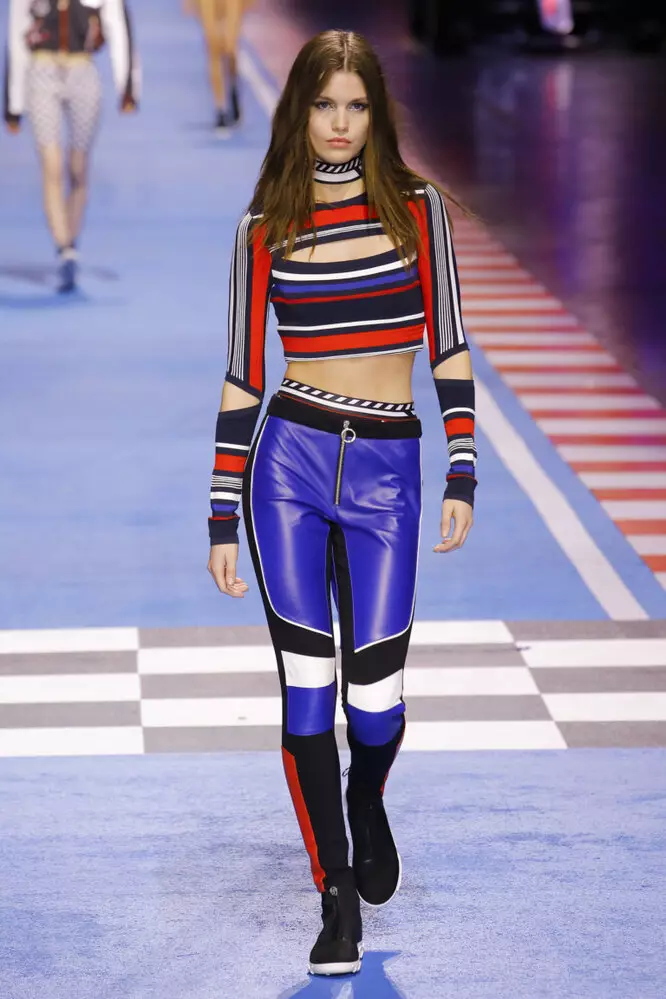 Viimeinen Tommy Hilfiger X Gigi Hadid: 15 