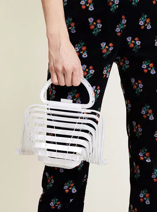 With flowers, round and plastic: 8 small handbags for spring 46488_7