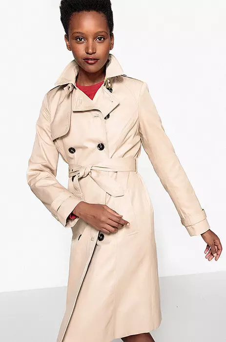 Classic genre: 7 stylish raincoats and trenches for all times 46996_3