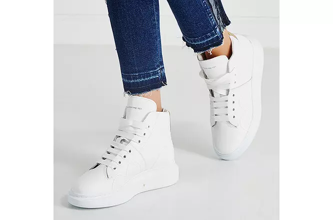 Sports of high achievements: 10 fashionable sneakers haytops for spring 47177_4