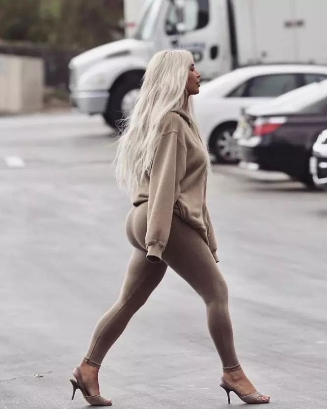 It did not seem: Fashion blogger copies the sports style Kim Kardashian 47336_5