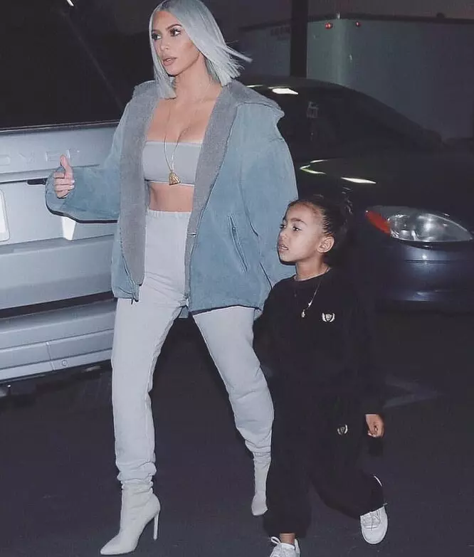 It did not seem: Fashion blogger copies the sports style Kim Kardashian 47336_9