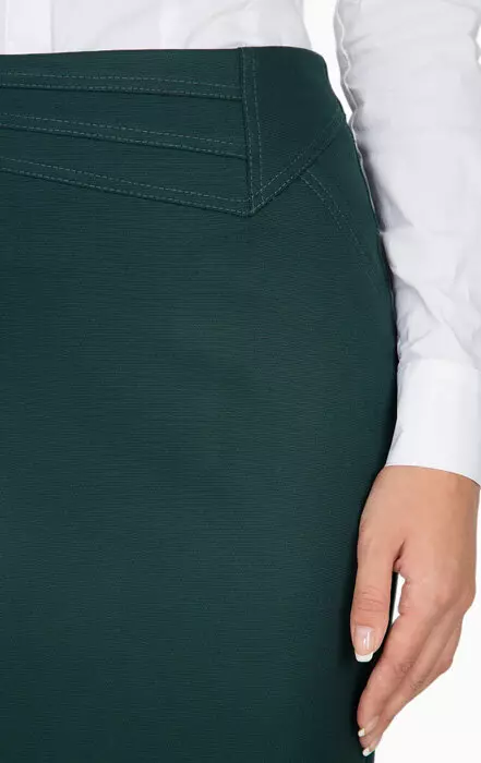 Narrow skirt: which models choose to avoid the effect of the tummy 47411_6