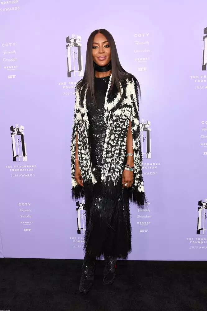 In the Pooh and Feathers: Magnificent Naomi Campbell in a secular evening in New York 49315_1