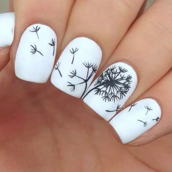 White manicure: 25 incredible ideas for summer 49436_13