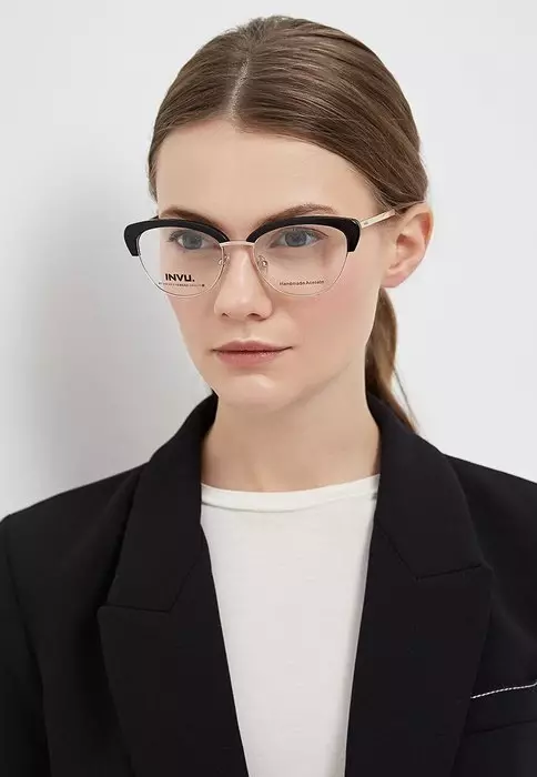 Accent on the eyes: 7 stylish frames that will complement your image 50037_8