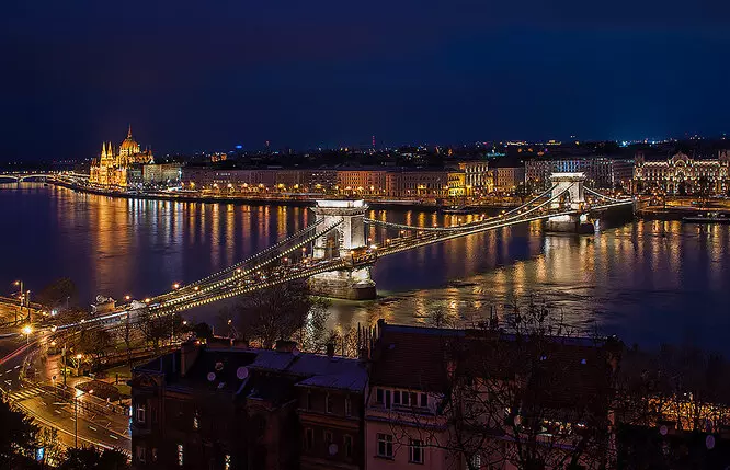 Glasses, Wine and Paprikash: Guide on Fashionable and Tasty Budapest for a short trip 50308_1