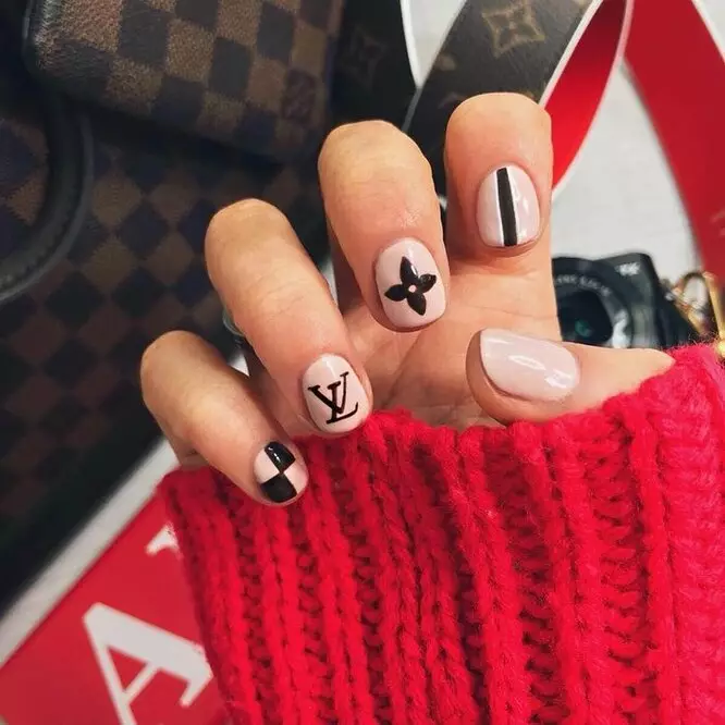 Brendomania: 21 cool manicure idea with logos of famous brands 50542_2