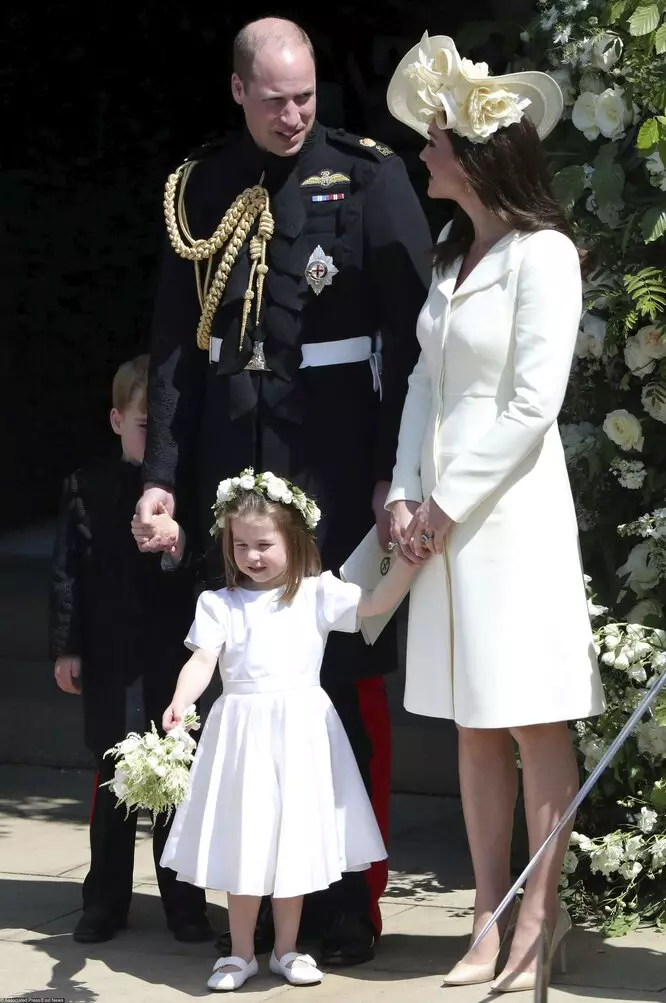 This is love: Kate Middleton and her Dresses Alexander McQueen 50575_4