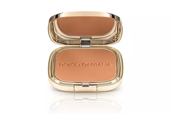 Like from vacation: 12 best means for bronze skin 50860_10