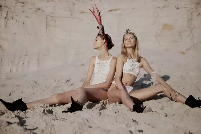 Festival in the desert: 9 onions with Agent Provocateur linen in creative shooting 51197_2