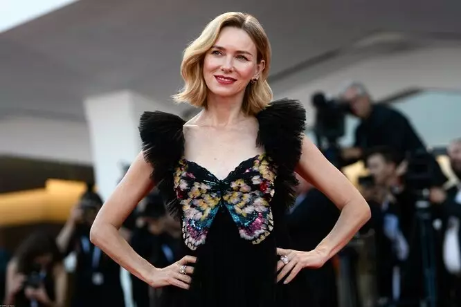 The most stylish: Naomi Watts became the star of the closure of the Venetian Film Festival 51486_3