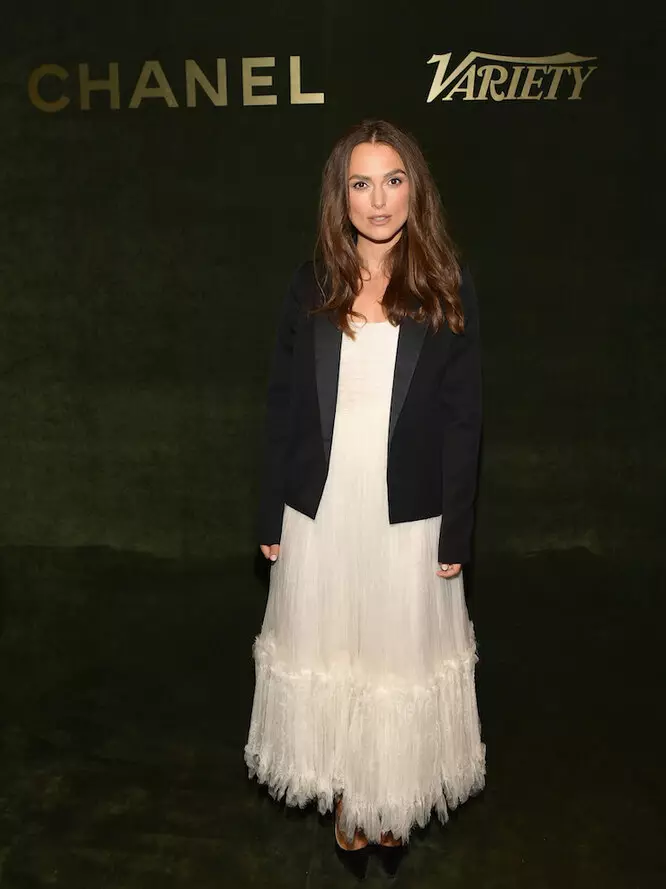 The sophisticated Keira Knightley in Chanel in dinner as part of a film festival in Toronto 51512_4