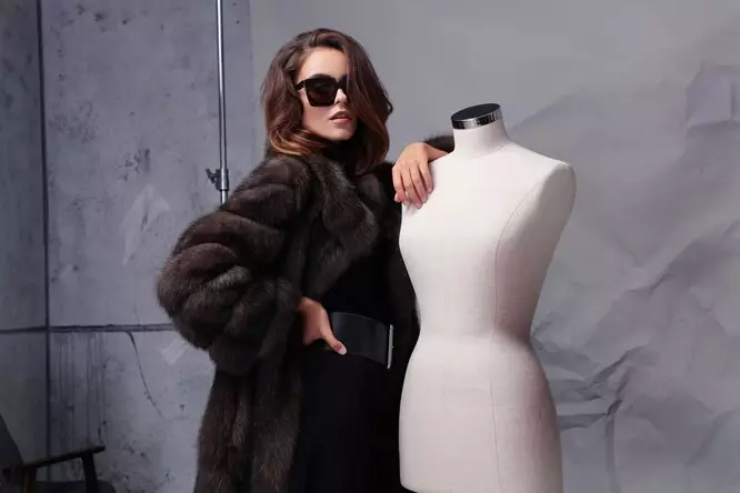 Stylish fur coats for the winter: 12 relevant models of DreamFur from natural fur 52900_3