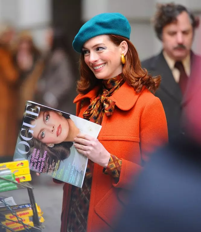 Ideal seventies: Bright images of Ann Hathaway, which you want to repeat 53715_4