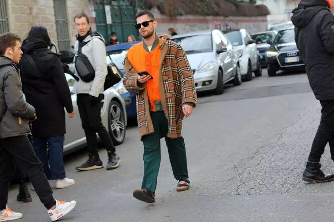 More Colors: Bright accents at the week of men's fashion in Milan 54527_19